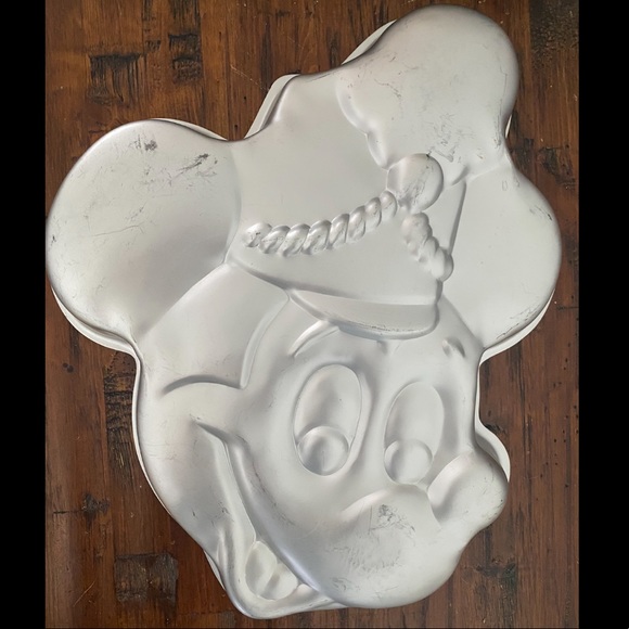 Disney | Kitchen | Vintage Disney Mickey Mouse Cake Pan | Poshmark